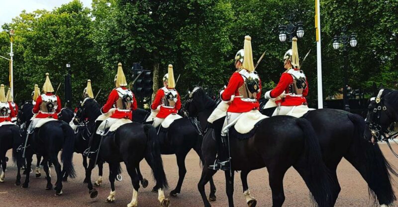 London: Palaces and Parliament Walking Tour - Why Choose This Tour?