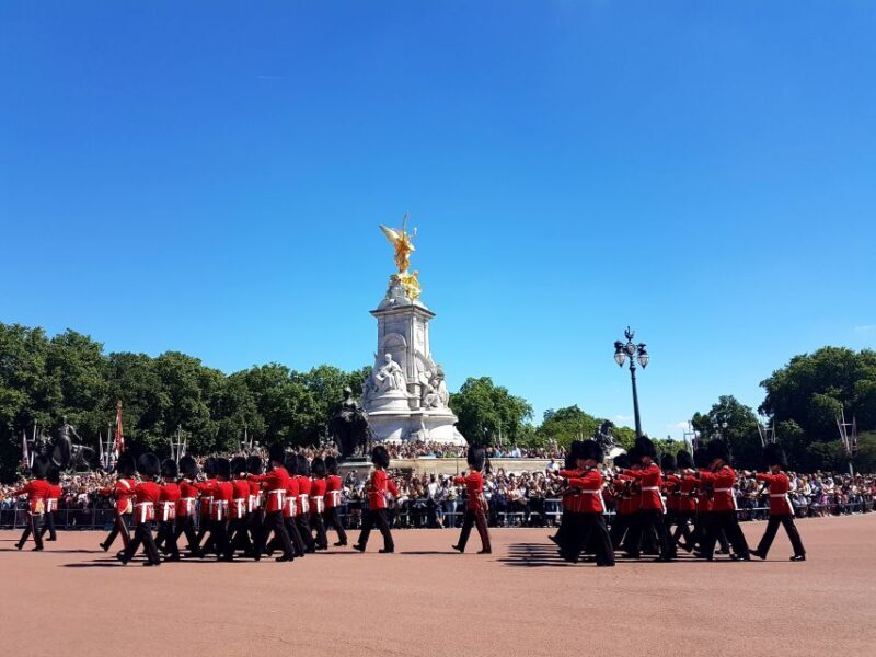 London: Palaces and Parliament Walking Tour - The Experience and Value