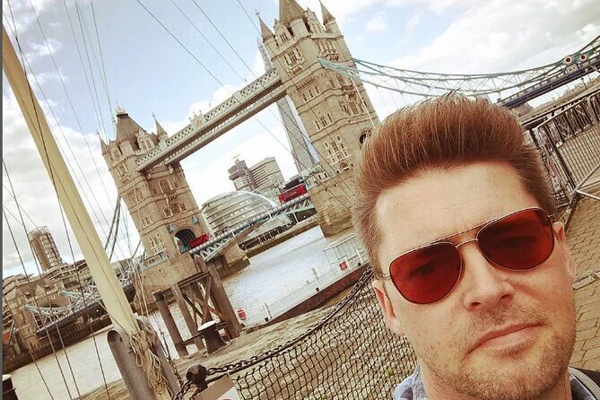 London Past & Present Backstreet Historical Tour - Detailed Breakdown of the Itinerary