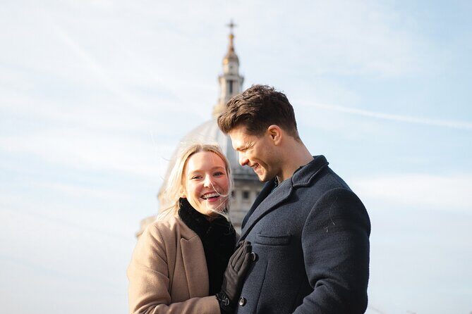London: Photoshoot at St.Pauls Cathedral & Millennium Bridge - Who Would Benefit Most?