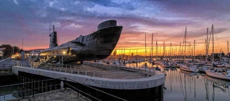 London: Portsmouth Day Trip with Door-to-Door Transfer - Key Points