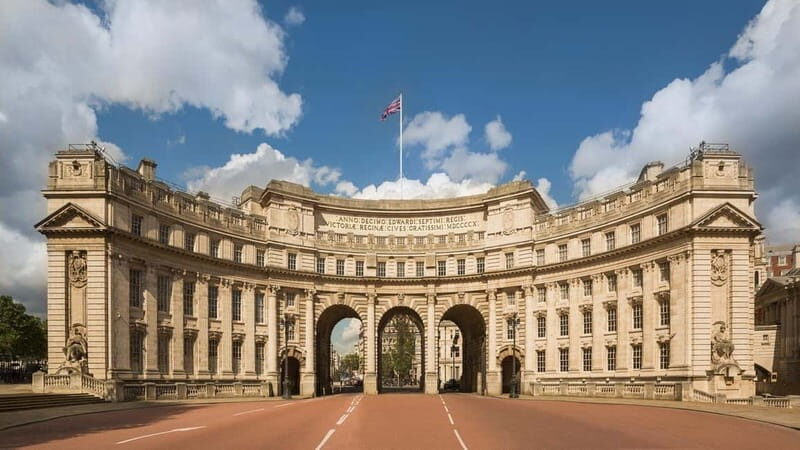 London: Premium 20+ Sights Tour with Expert Local Guide - What Past Travelers Say