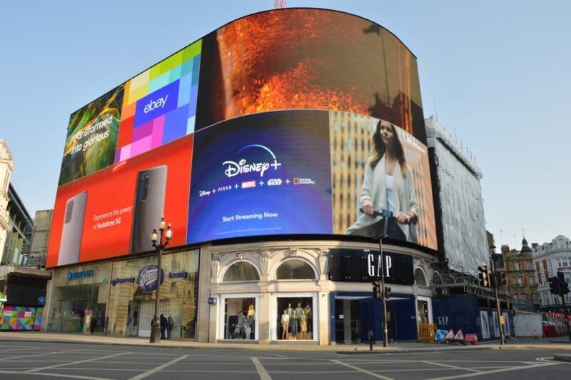 London: Private Half-Day City Sightseeing Tour with a Local - Key Points