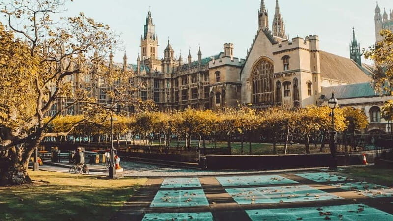 London: Private Highlights of London Bike Tour - Key Points