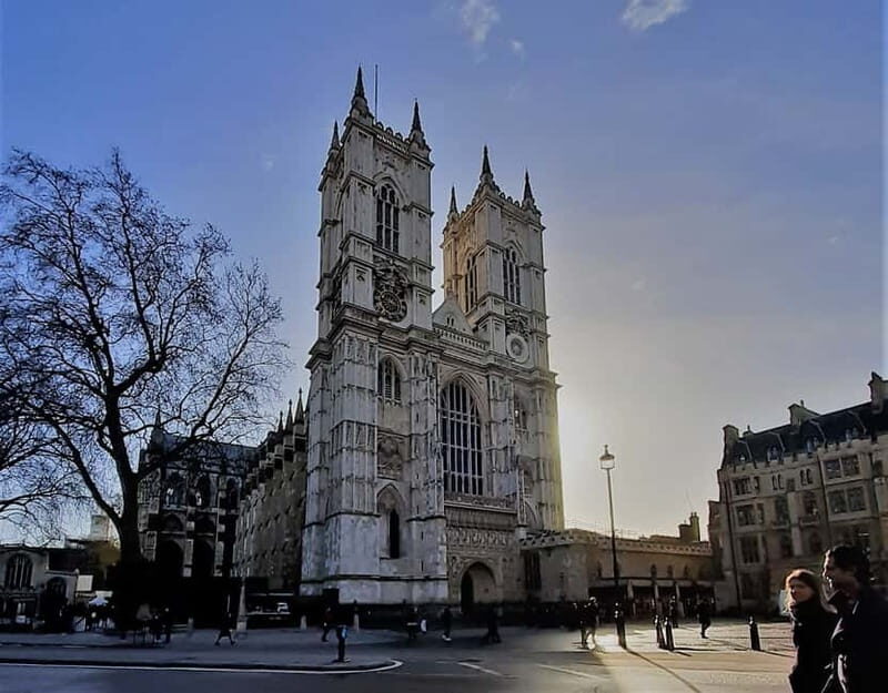 London: Private Highlights Taxi Tour - Hotel Pickup - Frequently Asked Questions