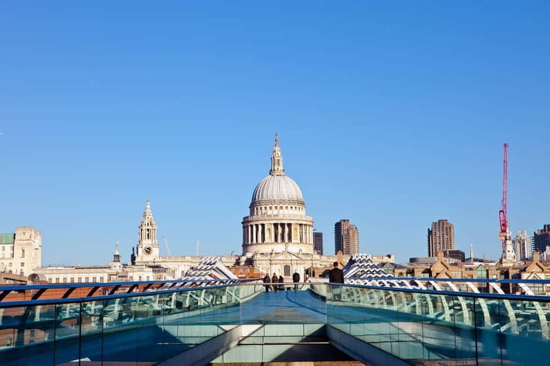 London: Private Panoramic Sightseeing Tour in a Black Taxi - The Value of a Private Black Taxi Tour