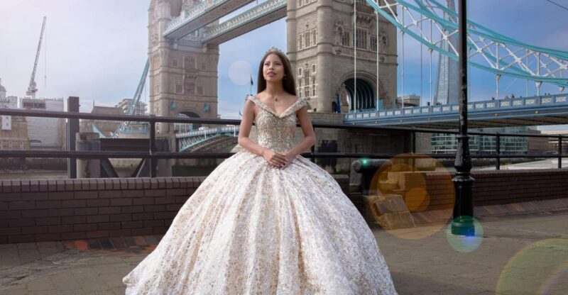 London: Private Photography Session with a Local - Key Points