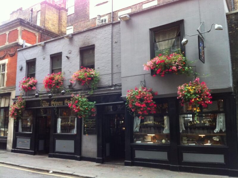 London: Private Tour Of Historic Pubs With A Friendly Guide - Pricing and Value