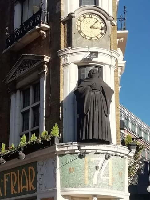 London: Quirky Historical Sites Private Walking Tour - Who Will Appreciate This Experience?