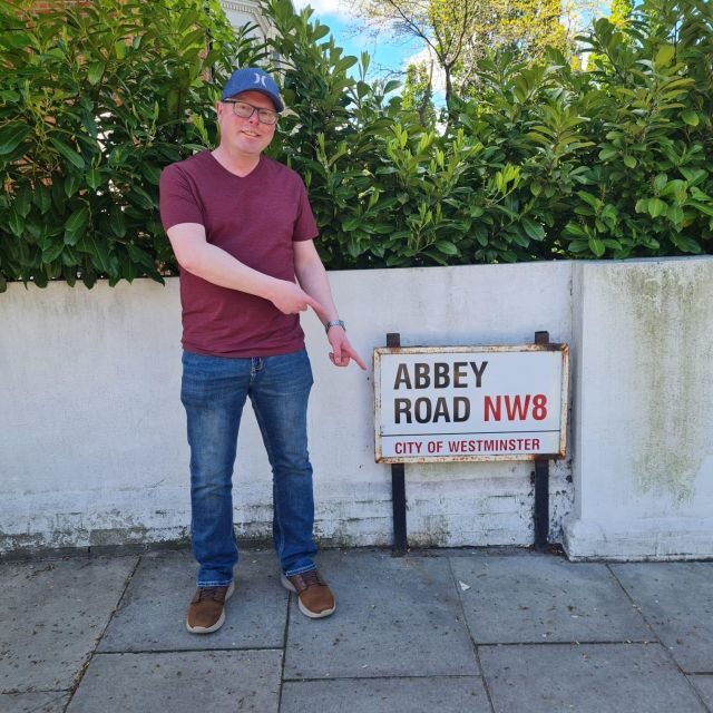 London: Rock N Roll Beatles Private Black Cab Tour - An Introduction to the Tour Experience