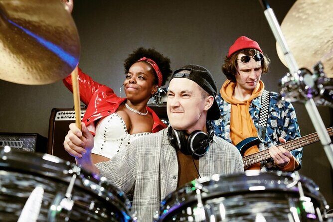 London: Rock On! Camden's Interactive Rockstar Experience - What Makes This Experience Stand Out?