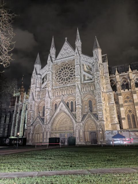 London : Royal Westminster By Night Walking Tour - FAQs