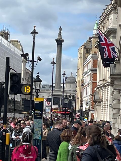 London; Royalty and Democracy - An In-Depth Look at the Experience and Its Significance