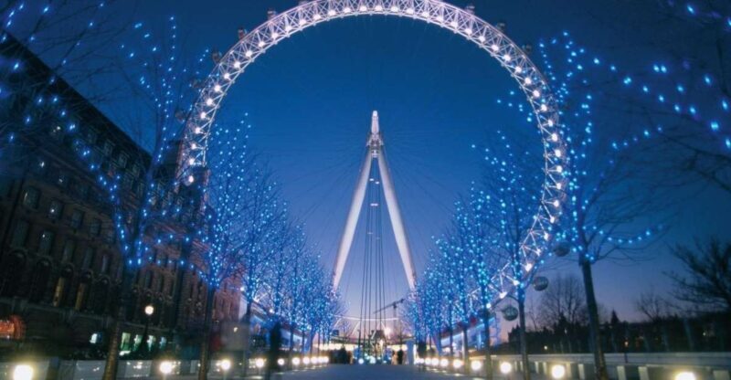 London: Sights and Sounds of Christmas Guided Half-Day Tour - The Value of a Guided Holiday Tour