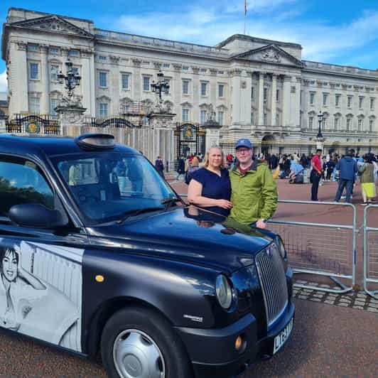 London Sightseeing Taxi Tour & Churchill War Rooms Entry - A Front-Row Seat to London’s Icons — From a Classic Black Cab