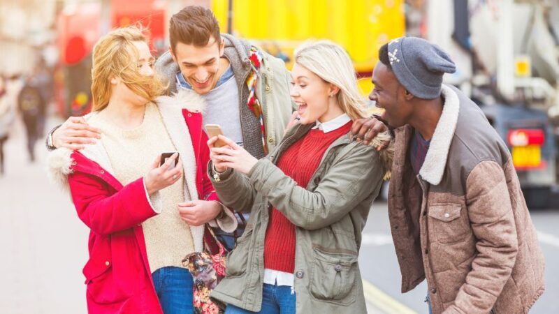 London: Smartphone Heritage Walks Trafalgar Square - FAQ