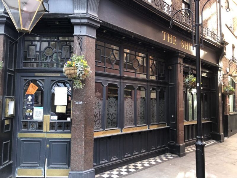 London: Soho Rock and Roll Walking Tour - Who Should Consider This Tour?
