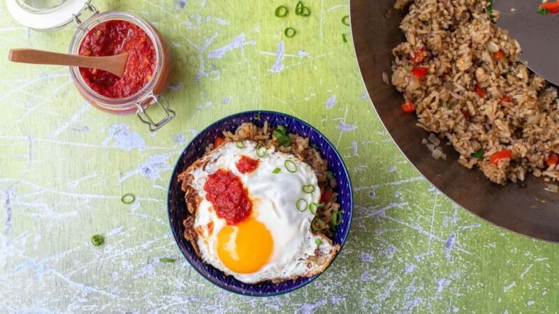 London: Southeast Asian Cuisine Cooking Class with Wine - Key Points