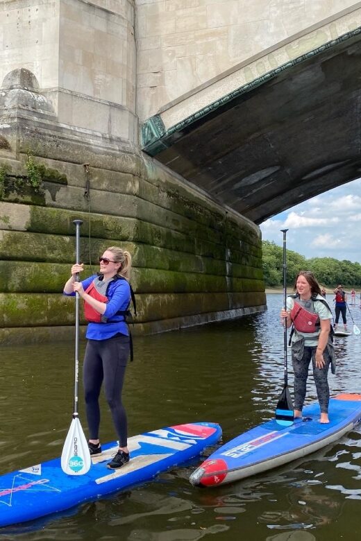 London: Stand Up Paddleboarding on the Tidal Thames - An In-Depth Look at Paddleboarding on the Thames