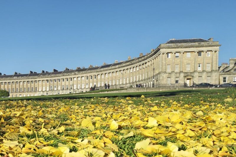 London: Stonehenge, Bath, Lacock, & Avebury Small Group Tour - Key Points