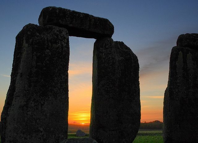 London: Stonehenge, Stratford-Upon-Avon, and Bath Day Trip - FAQ