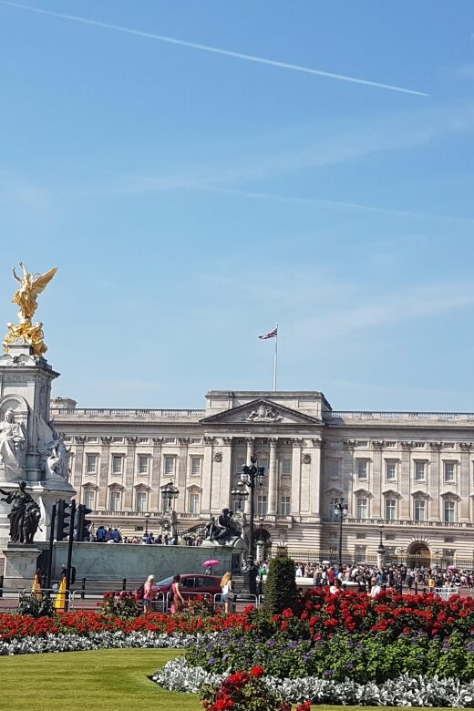 London: The Crown British Royalty Walking Tour - An In-Depth Look at the Tour Experience