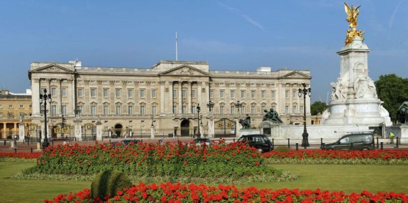 London: The Crown British Royalty Walking Tour - Who Should Consider This Tour?