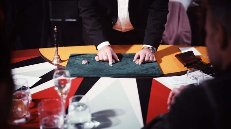 London: The Magician's Table - Up-Close Magic Show - Key Points