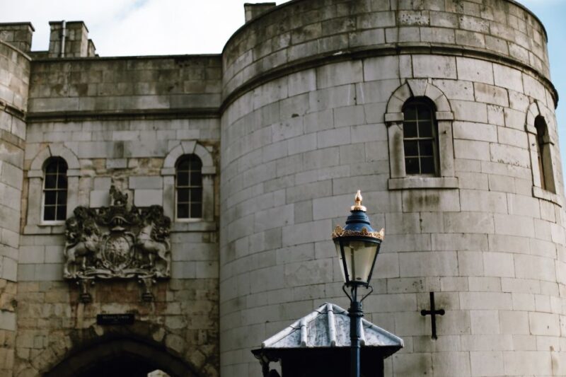 London: The Old City of London - Guided Walking Tour - Modern Landmarks and the Thames Riverside