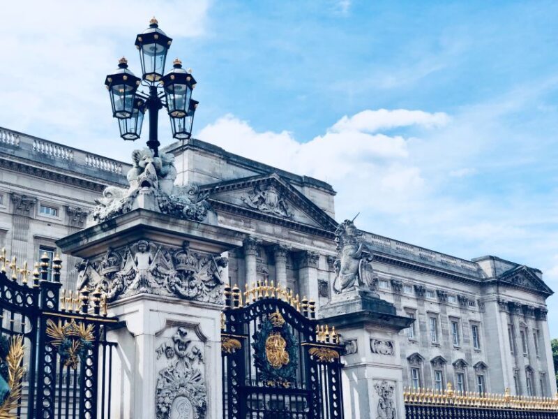 London: Three Palaces Walk & Tea at Kensington Palace - Practical Details and Value