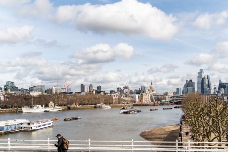 London: Tootbus Hop-on Hop-off (Optional River Cruise) - Key Points