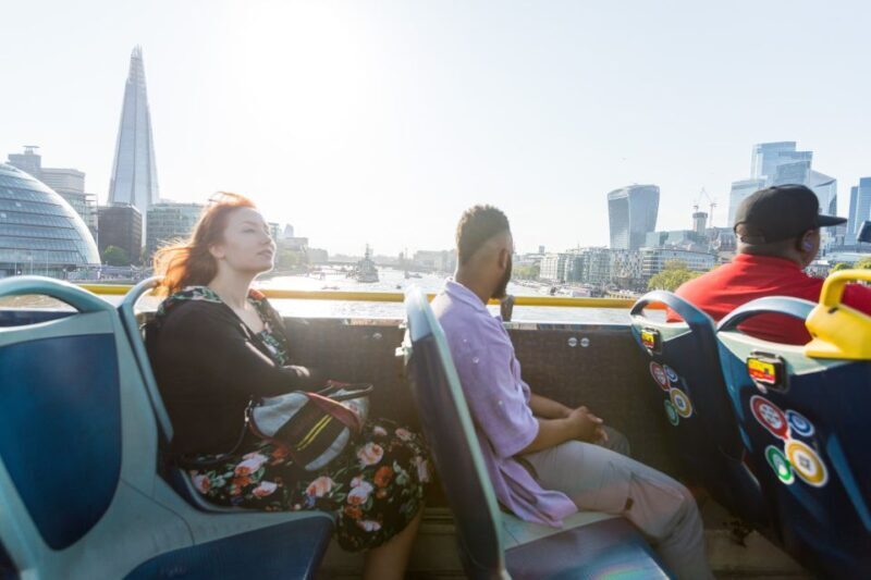 London: Tootbus London by Night Bus Tour - Authentic Traveler Perspectives