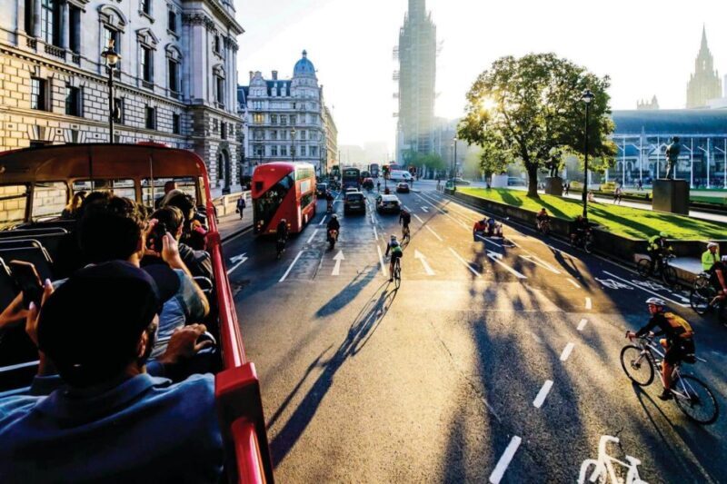 London: Tootbus London by Night Bus Tour - Who It’s Best For