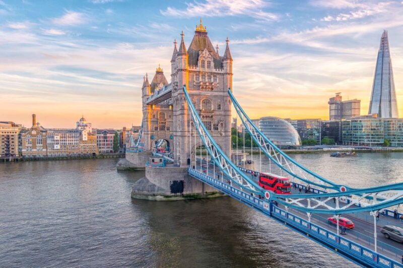 London: Top 30 Sights Walking Tour & St Pauls Cathedral - The Tour Itinerary: A Closer Look
