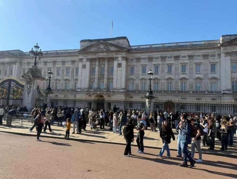 London: Top 50 Sights Walking Tour with Guide - Exploring the Itinerary: What You Can Expect