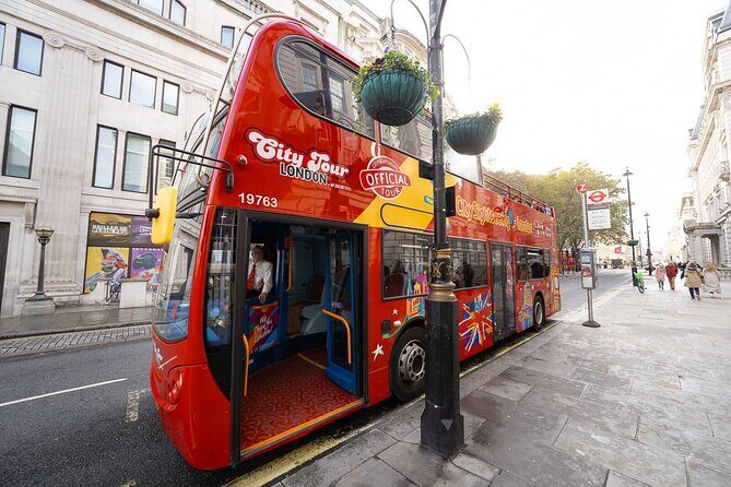 London Tour Hop-on Hop-off Bus with Optional Thames River cruise - The Route Breakdown: What Sights Will You See?