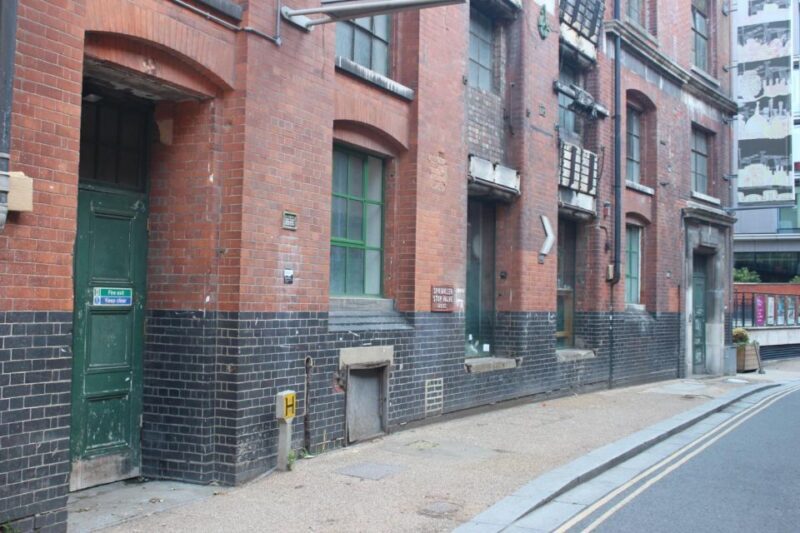 London: Tour of Classic Rom Com Locations - What to Expect: A Step-by-Step Breakdown