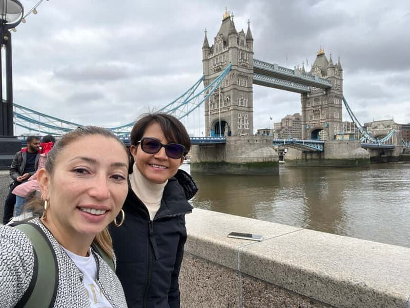 London: Tour of the oldest part of the city. - Key Points