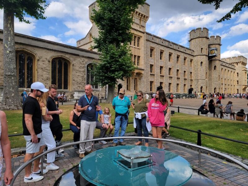 London: Tower of London Tour with Crown Jewels & Beefeaters - What Travelers Say