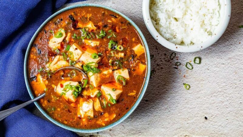 London: Vegetarian Chinese Cooking Class with Wine - What to Expect from the Experience