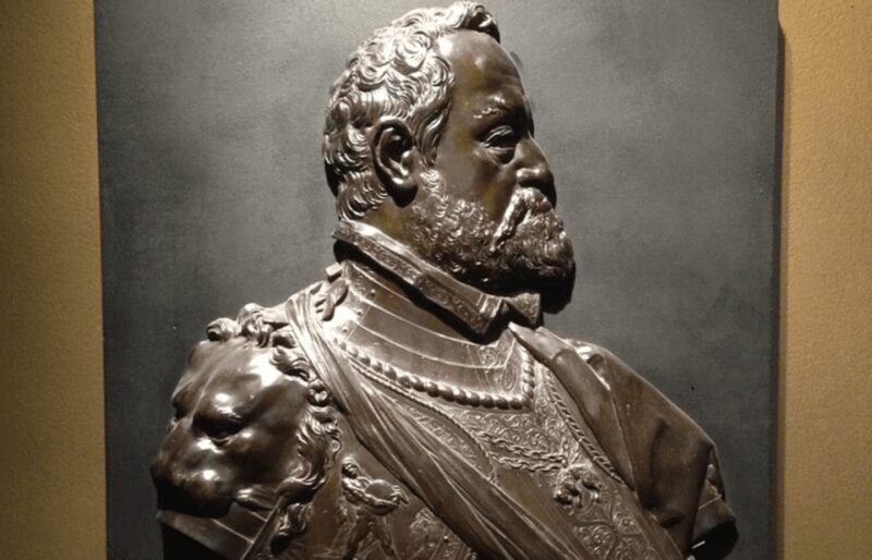 London: Victoria and Albert Private Tour with Expert Guide - Authentic Insights from Previous Travelers