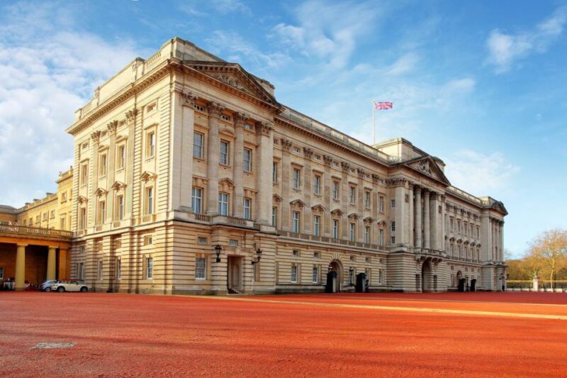 London Vintage Bus Tour, Thames Cruise, Fish & Chips - A Detailed Look at the Experience