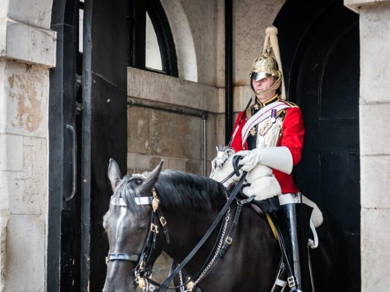 London: Walking Tour & Westminster Abbey Skip-the-Line Entry - The Guide’s Role: Knowledge and Personality