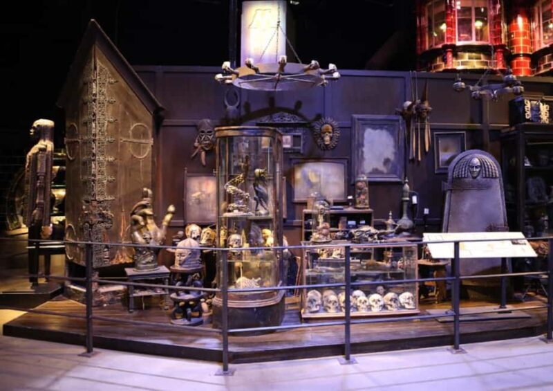 London: Warner Bros. Studio Harry Potter Tour & Branded Bus - Exploring the Harry Potter Studio Tour & Branded Bus Experience