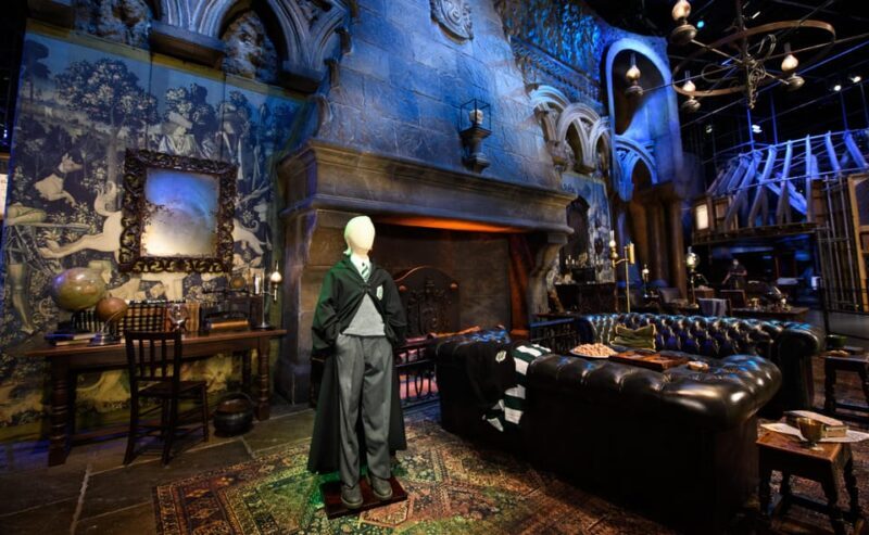London: Warner Bros. Studio Harry Potter Tour & Branded Bus - FAQ