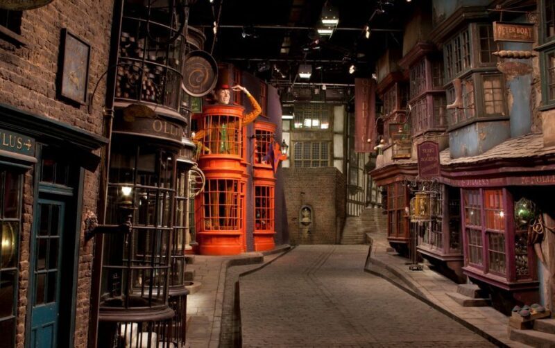 London: Warner Bros. Studio Tour with Return Transportation - The Journey to the Wizarding World