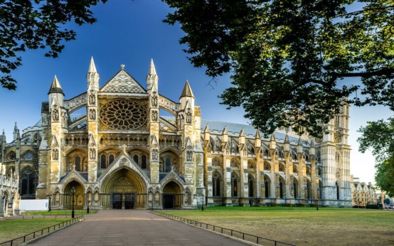London: Westminster Abbey, Big Ben & Buckingham Guided Tour - A Close Look at the Details