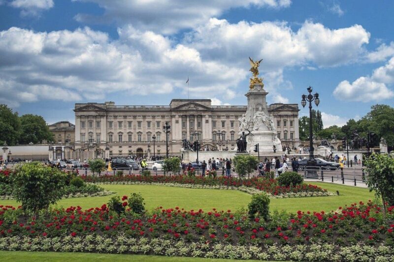 London: Westminster Abbey, Big Ben, Buckingham Palace Tour - Practicalities: What You Need to Know