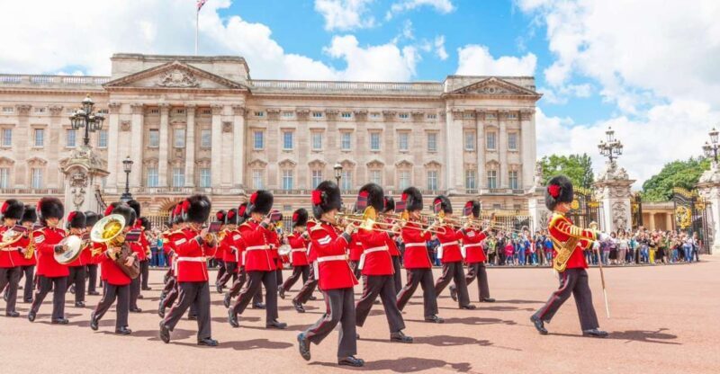 London: Westminster and Changing of the Guard Tour - Key Points