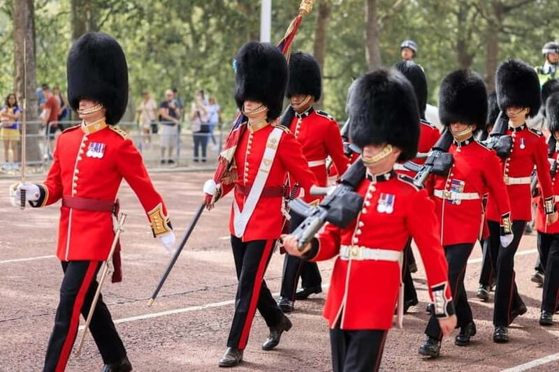 London: Westminster & Changing of the Guard  Private Tour - A Personal Guide to Londons Royal and Historic Landmarks